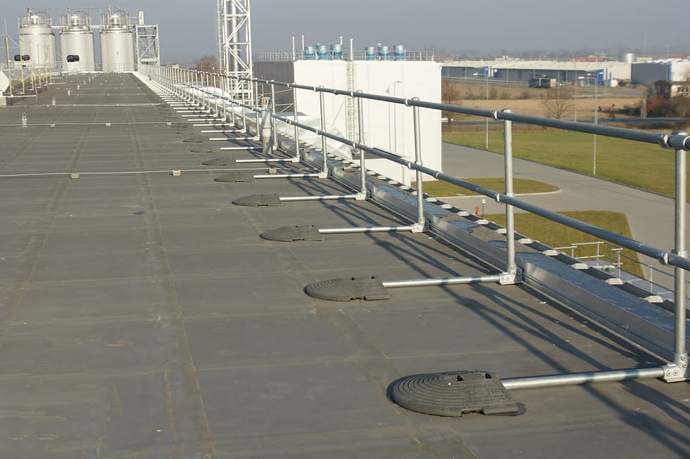 Edge Protection - Honours Construction & Scaffolding